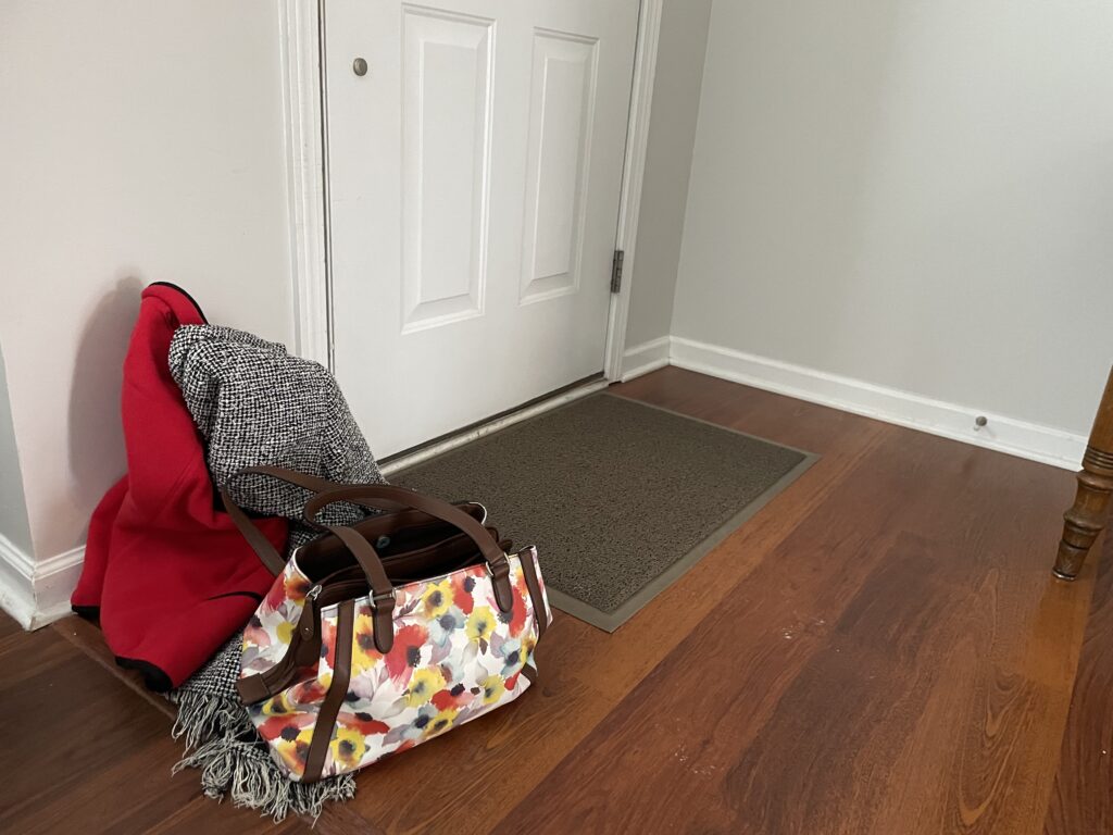 8 Reasons Your House Still Looks Cluttered - Get Organized HQ