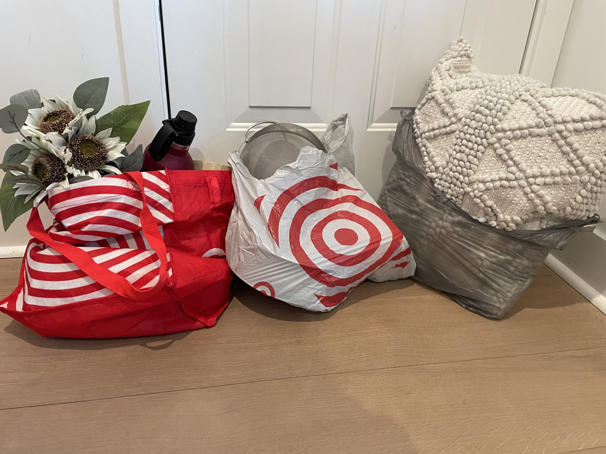 How to Declutter Super Fast - Get Organized HQ